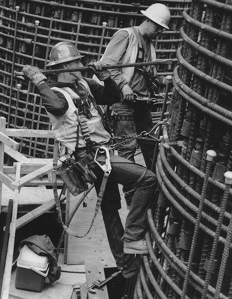 2004: The Year in Construction