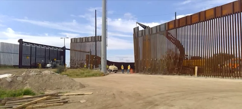 New Construction Starts on Texas-Funded Border Wall | Engineering News ...