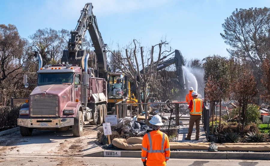 Los Angeles Wildfire Cleanup Nears Completion, Rebuilding Plans Begin ...