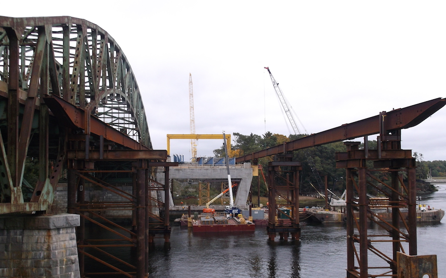 MassDOT's Biggest Accelerated Bridge Project Pushes On | 2016-04-13 | ENR