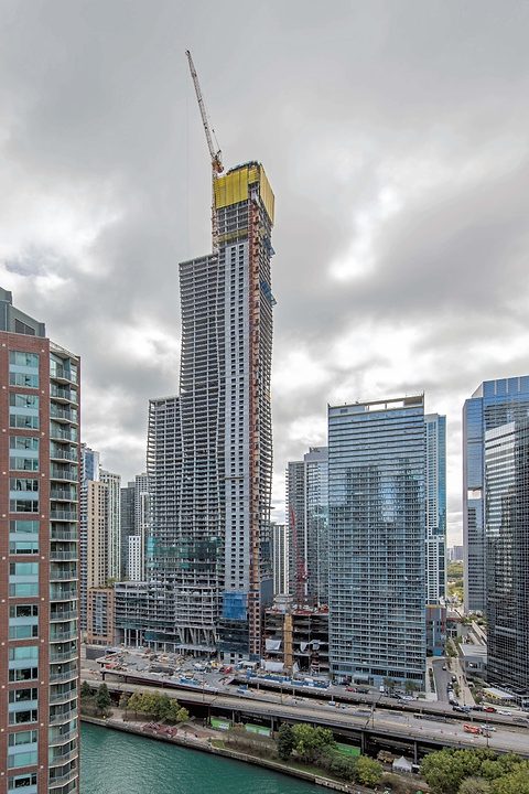 A Double-Decker Road Tower Runs Through Vista Tower, Chicago's Third ...